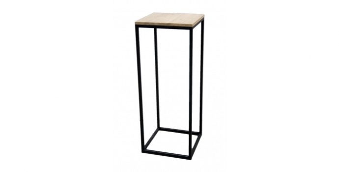 industial,open base,retro,plinth,plinths,pedestal,pedestals,display