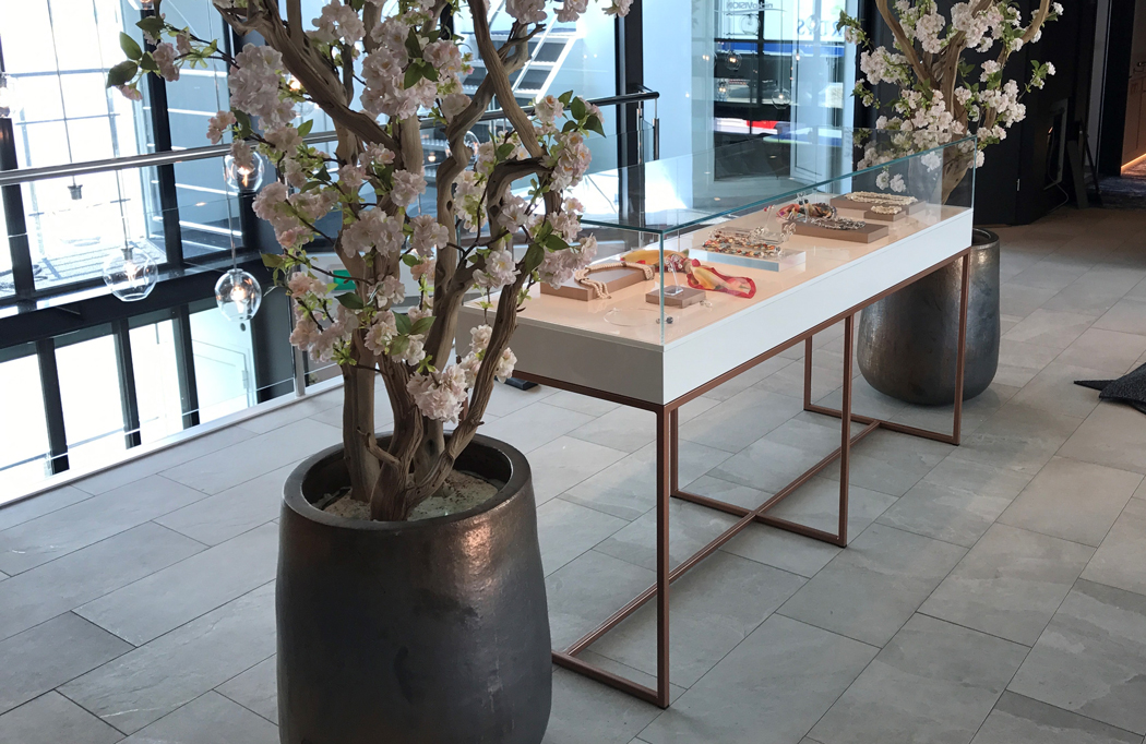 Plinths and pedestals ️ Top quality display plinths, art plinths and ...