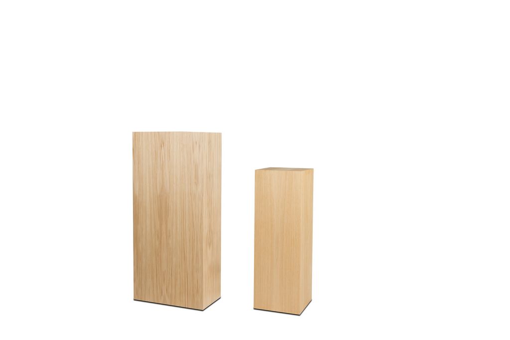 Oak veneer plinth ️ Oak veneer display plinths | Bespoke